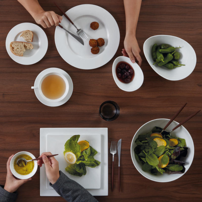 Elegant Bread Plates for Every Table