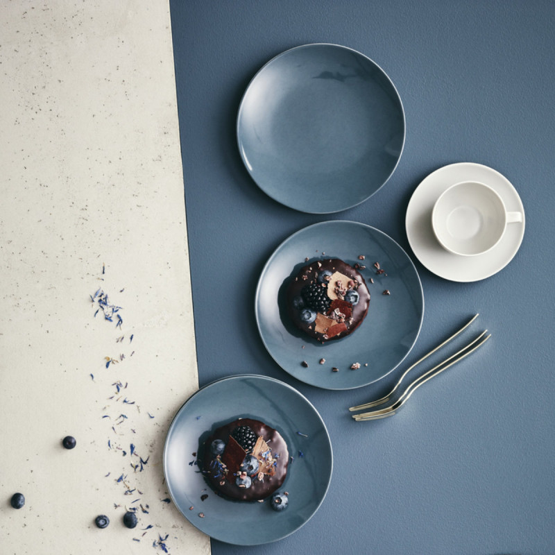 Rosenthal studio-line TAC Sensual Comfort Blue Breakfast plate 22 cm